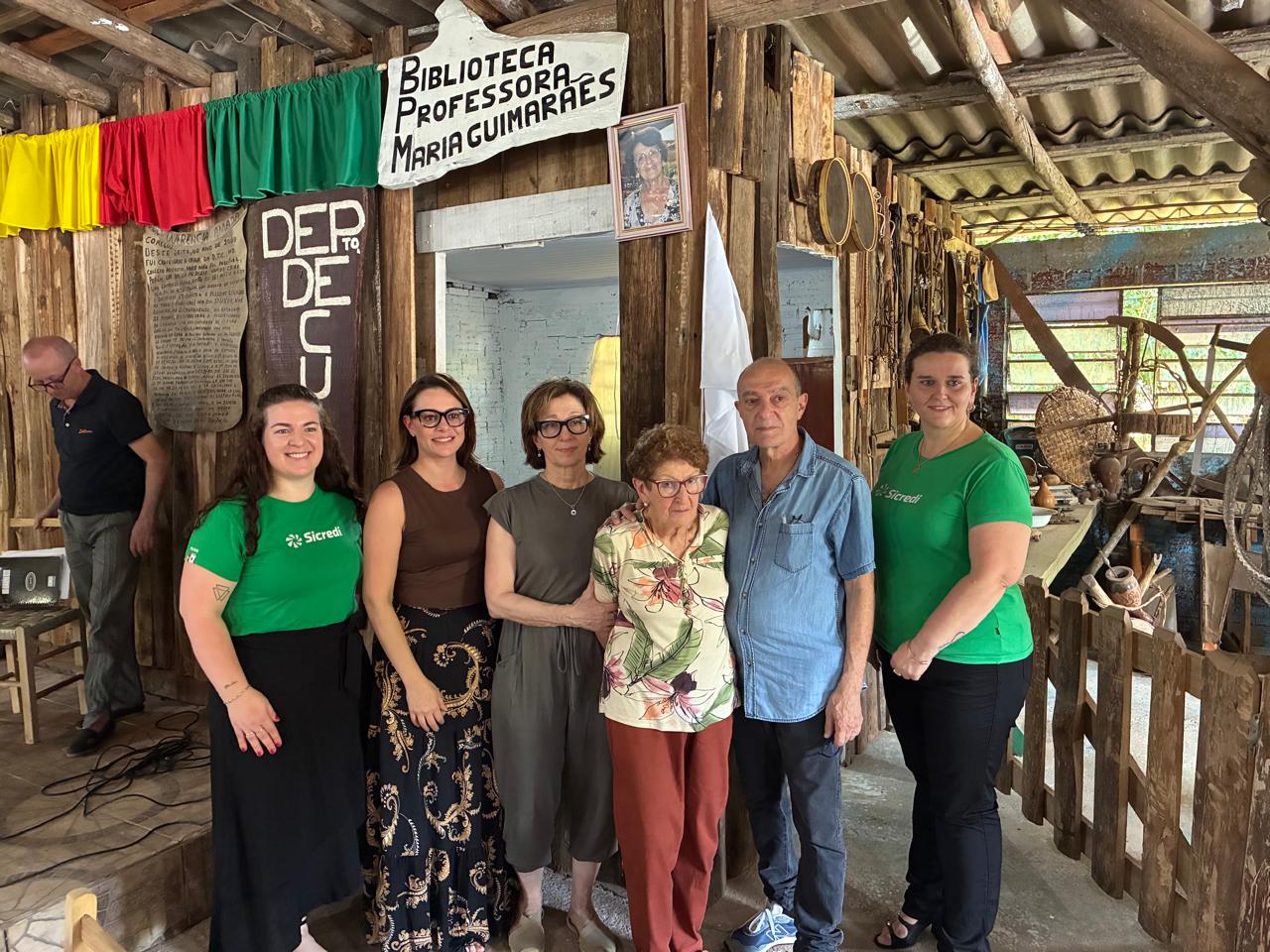 CCT Querência Amada inaugura biblioteca no bairro Canabarro ...